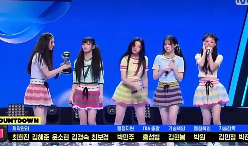 ILLIT《M Countdown》一位安可 - 韩圈热帖 - kpann