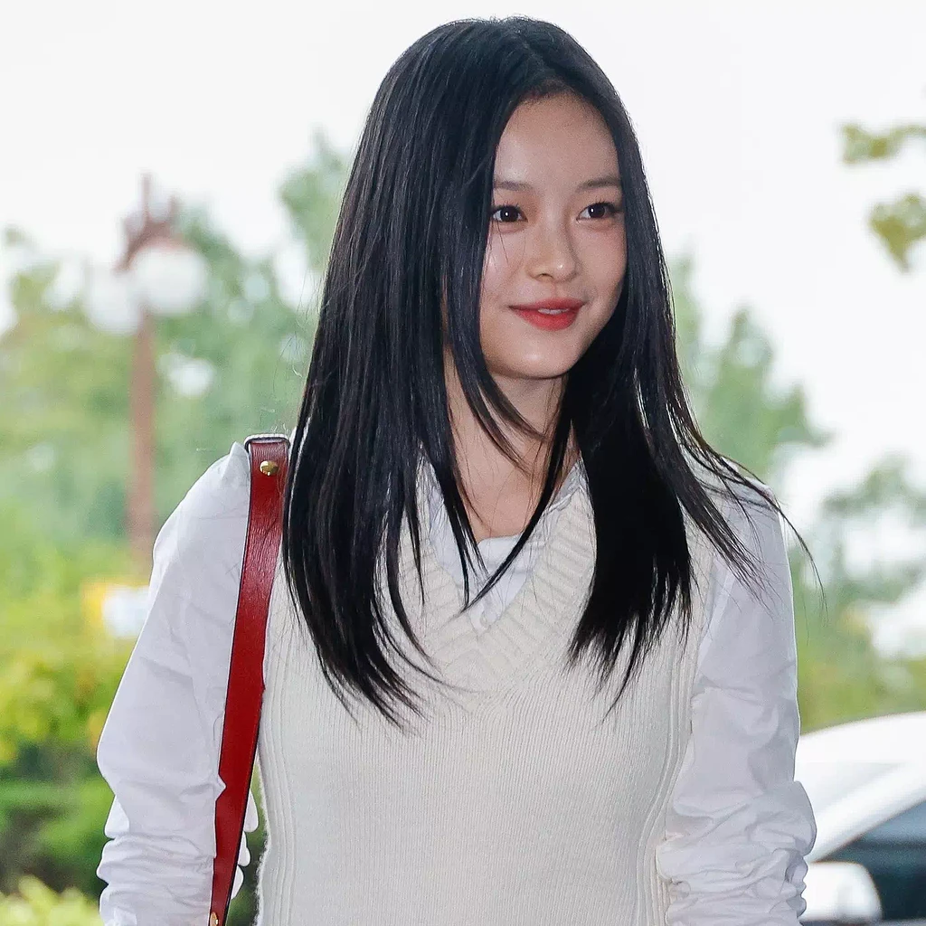 NewJeans HANNI 出席国会听证会，微笑应对 - 最新爆料 - kpann